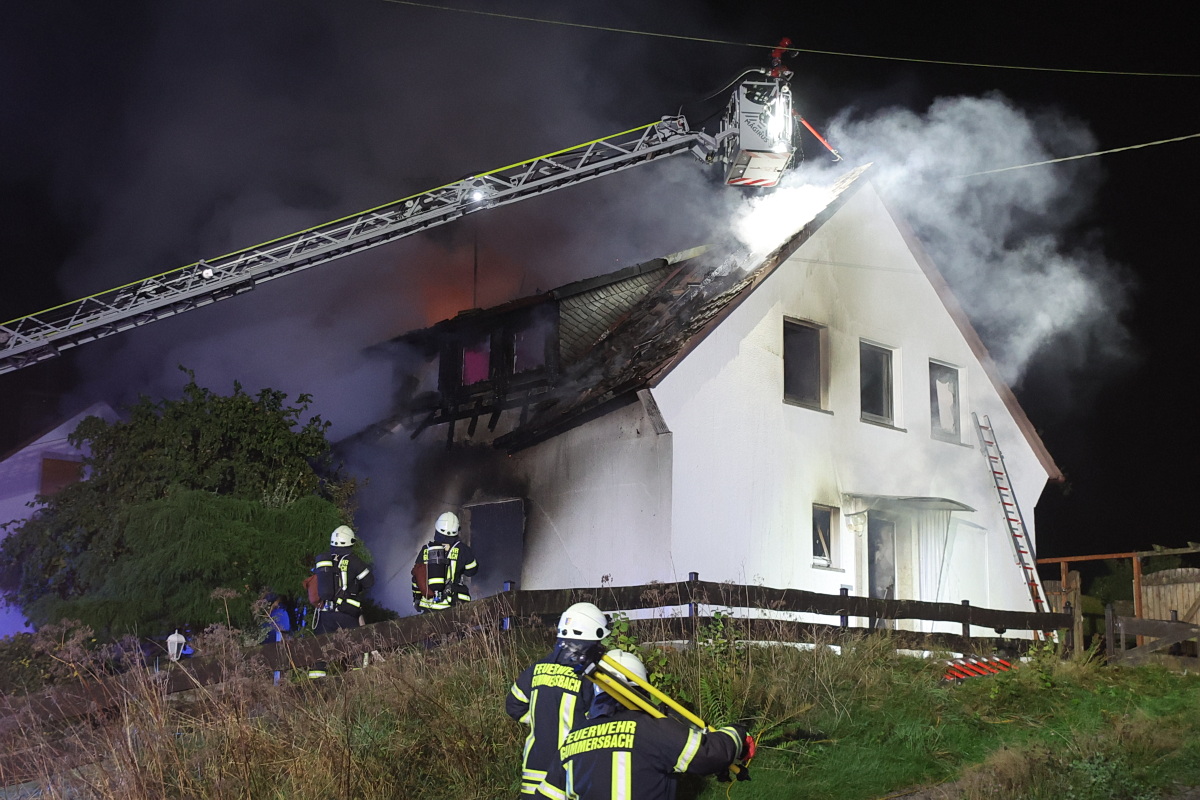 Bewohnerin stirbt bei Hausbrand - Oberberg-Aktuell